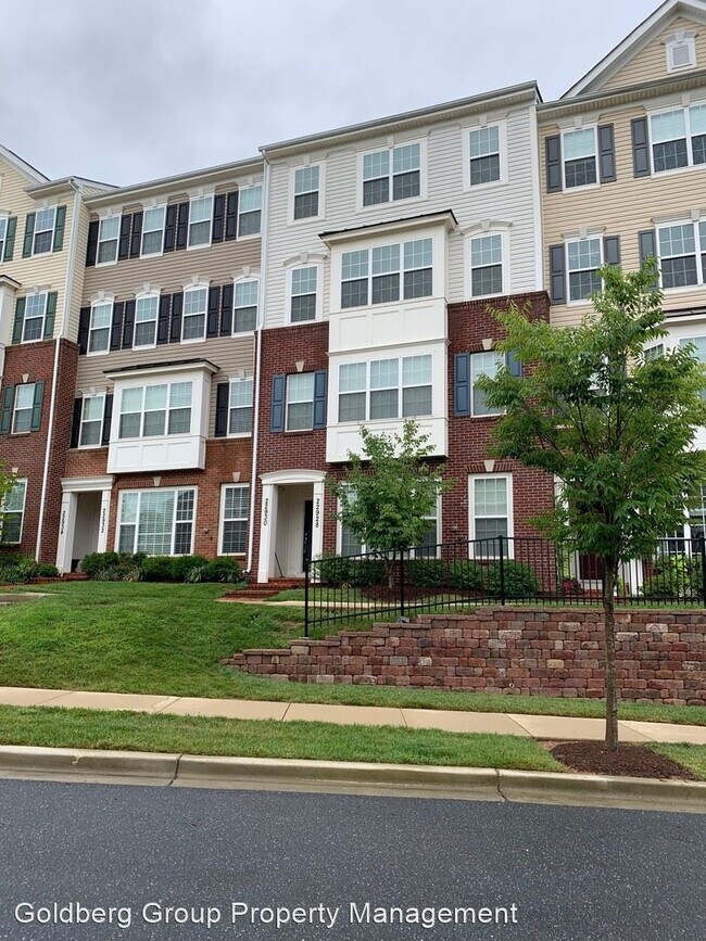 3 br, 2.5 bath House - 22930 Arora Hills D... - 22930 Arora Hills Dr ...