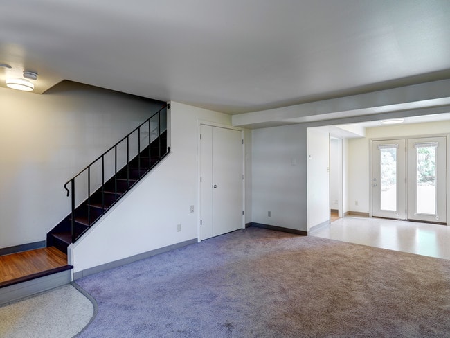 Colonial Estates - 1 Beacon Cir Springfield MA 01119 | Apartment Finder