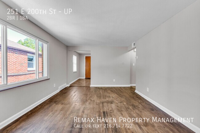 251 E 200th St UP, Euclid- Spacious 2 bed ... - 251 E 200th St ...