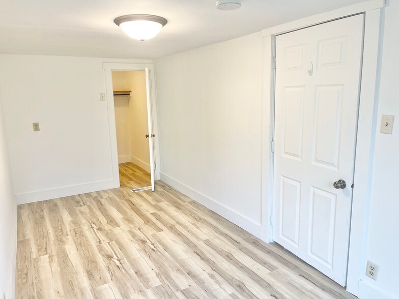 210 Main St - 210 Main St Seneca WI 54654 | Apartment Finder