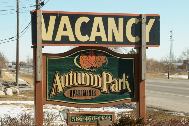 Autumn Park - 325 N Groesbeck Hwy Mount Clemens MI 48043 | Apartment Finder