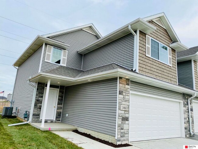 1332 Cedar Cv Rd - 1332 Cedar Cv Rd Lincoln NE 68505 | Apartment Finder