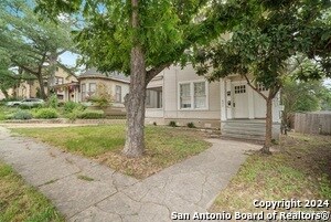 422 W Mistletoe Ave - 422 W Mistletoe Ave San Antonio TX 78212 ...