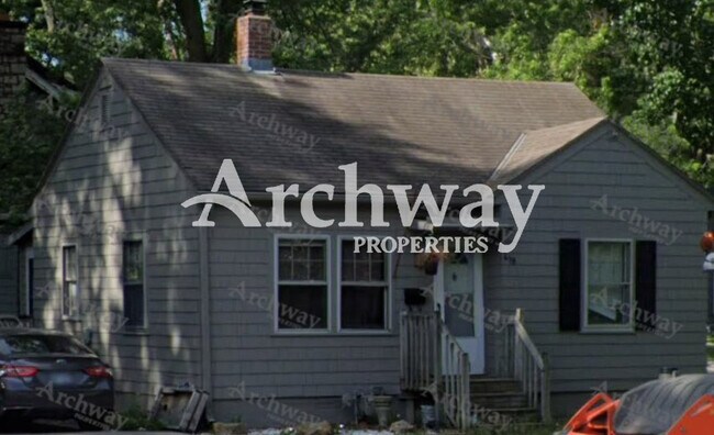 419 W Santa Fe St - 419 W Santa Fe St Olathe KS 66061 | Apartment Finder