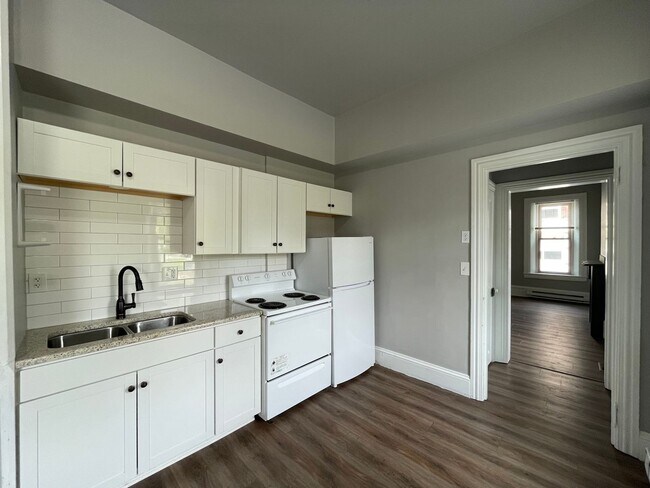 25 E High Street - 25 E High St Manheim PA 17545 | Apartment Finder