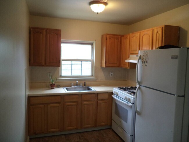 106-23 Inwood St - 106-23 Inwood St Queens NY 11435 | Apartment Finder