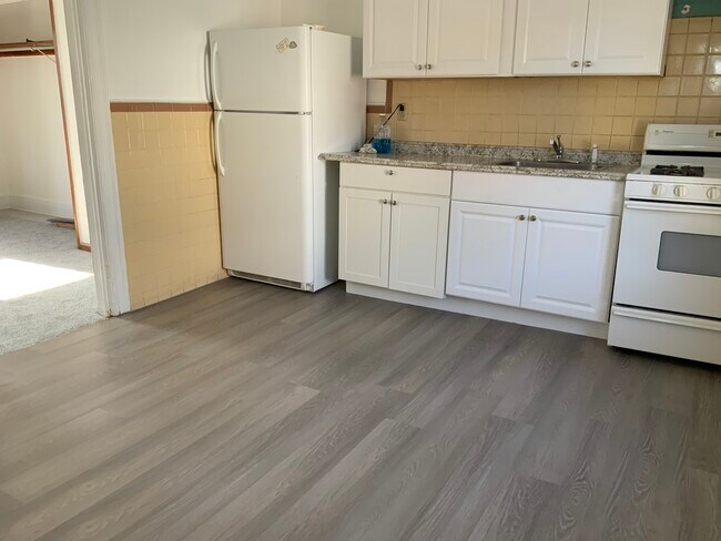 10 Anderson St - 10 Anderson St Raritan NJ 08869 | Apartment Finder