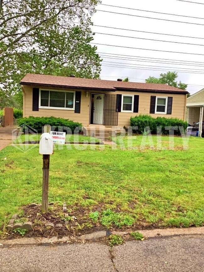 Beautiful 3 bedroom, ranch style home! - 11824 Criterion Ave St. Louis ...