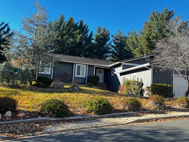 West Reno Home for Rent - 3584 Hemlock Way Reno NV 89509 | Apartment Finder