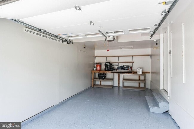 12196 Dapple Gray Ct - 12196 Dapple Gray Ct Woodbridge VA 22192 ...