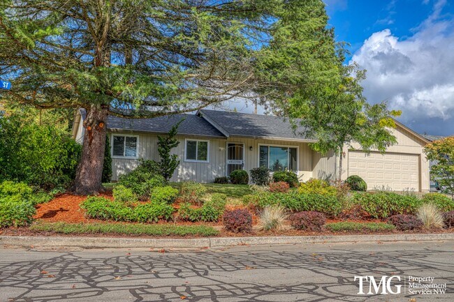 Beautiful 3BD 2BA Ranch Home - Large Corne... - 116 SW 5th St Battle ...