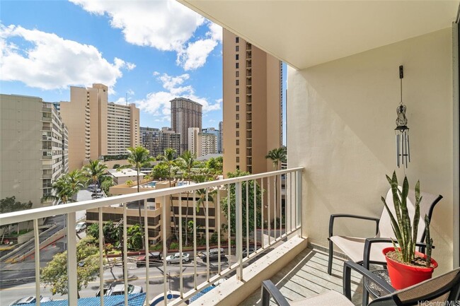 Villa on Eaton Square, high rise condomini... - 400 Hobron Ln Honolulu ...