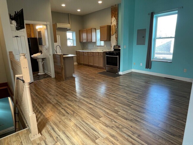 1202 W Main St - 1202 W Main St Fort Wayne IN 46808 | Apartment Finder