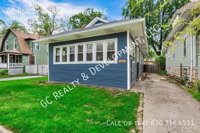 ***UPDATED 4 BDRM / BEVERLY NEIGHBORHOOD /... - 1650 W 100th St Chicago ...