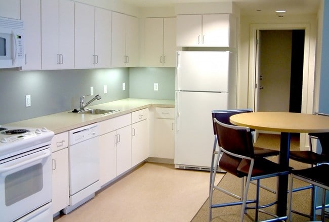 Campus Crossings at College Row - 701 Harrisburg Ave Lancaster PA 17603 ...