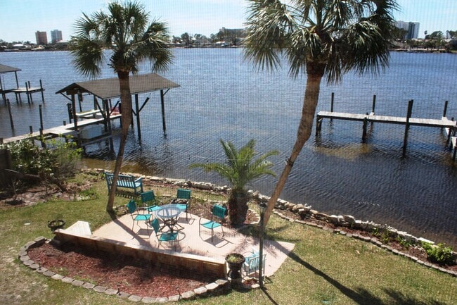 6545 N Lagoon Dr - 6545 N Lagoon Dr Panama City Beach FL 32408 ...