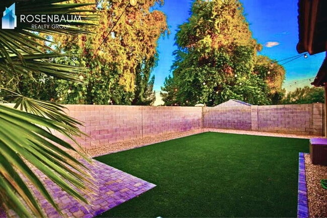 Gorgeous 4-bedrooms, 2-baths single-level home in the desirable ...