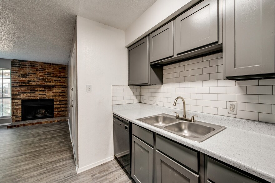 The Chase Apartments - 1901 Eastchase Pky Fort Worth TX 76120 ...