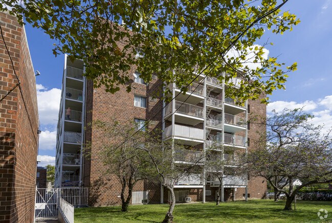 Essex Terrace - 2305 Linden Blvd Brooklyn NY 11208 | Apartment Finder