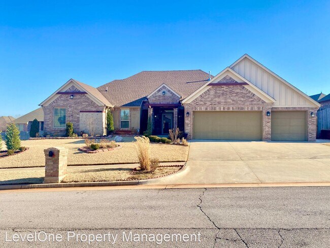 5 br, 2.5 bath House - 19636 Stratmoore Way - 19636 Stratmore Way ...