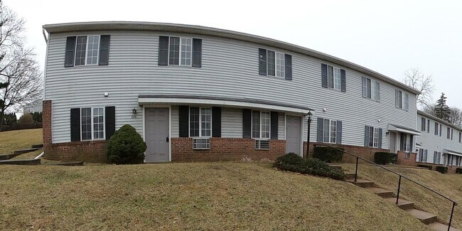 Maple Street East Apartments - 506-528 E Maple St Dallastown PA 17313 ...