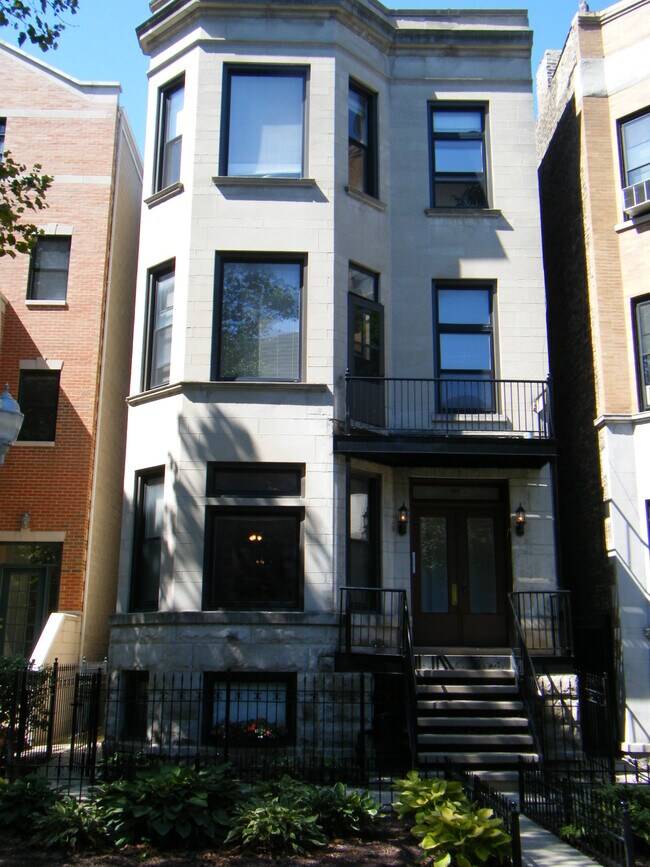 3536 N Reta Ave - 3536 N Reta Ave Chicago IL 60657 | Apartment Finder