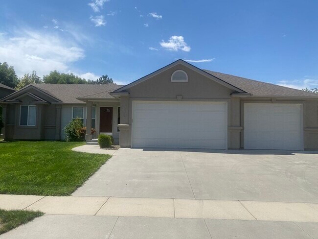 Immaculate one level home in West Boise - 5165 N Blue Ash Ave Boise ID ...