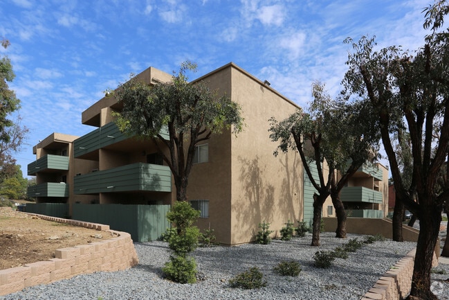 2924 F St - 2924 F St San Diego CA 92102 | Apartment Finder