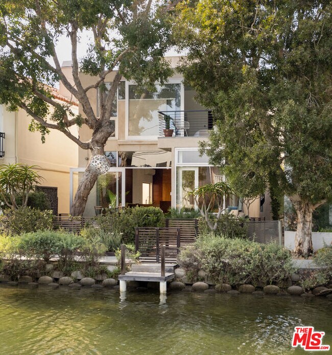 419 Howland Canal - 419 Howland Canal Los Angeles CA 90291 | Apartment ...