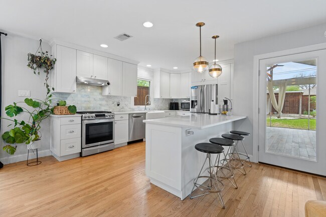 9539 Biscayne Blvd - 9539 Biscayne Blvd Dallas TX 75218 | Apartment Finder