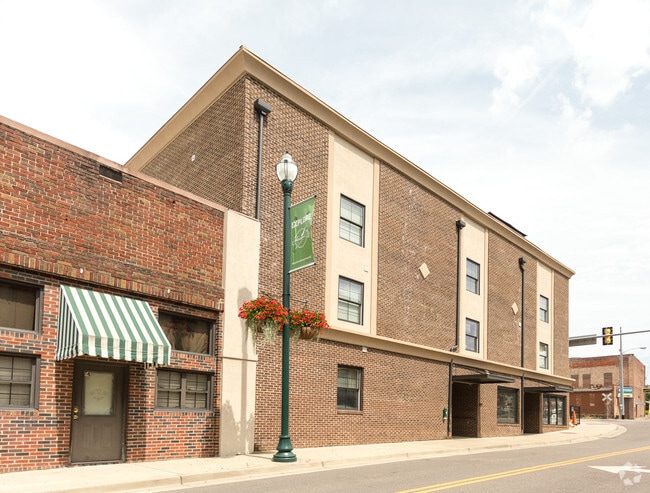 Paxton Place - 407 S Roan St Johnson City TN 37601 | Apartment Finder