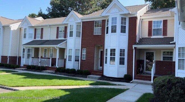 75 Lexington Ct - 75 Lexington Ct Holmdel NJ 07733 | Apartment Finder