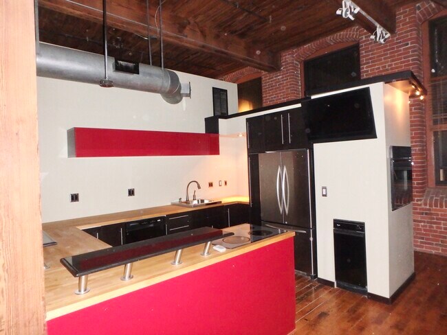 101 Cabot St - 101 Cabot St Holyoke MA 01040 | Apartment Finder