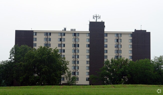 Colona House - 54 41st Ave East Moline IL 61244 | Apartment Finder