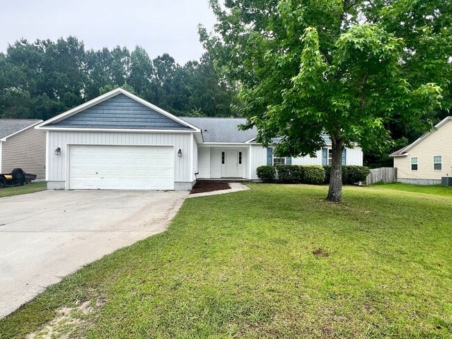 Four Bedroom 2 Bath Home - 107 Arrowhead Trail New Bern NC 28562 ...