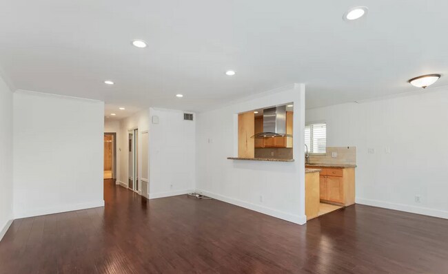 8730 Charleville Blvd Beverly Hills, CA 90211 - 8734 Charleville Blvd ...