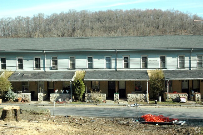 33-59 S Brandywine Ave - 33-59 S Brandywine Ave Modena PA 19358 ...