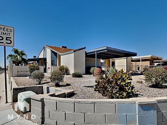 3647 Whispring Native Ct - 3647 Whispring Native Ct Las Vegas NV 89115 ...