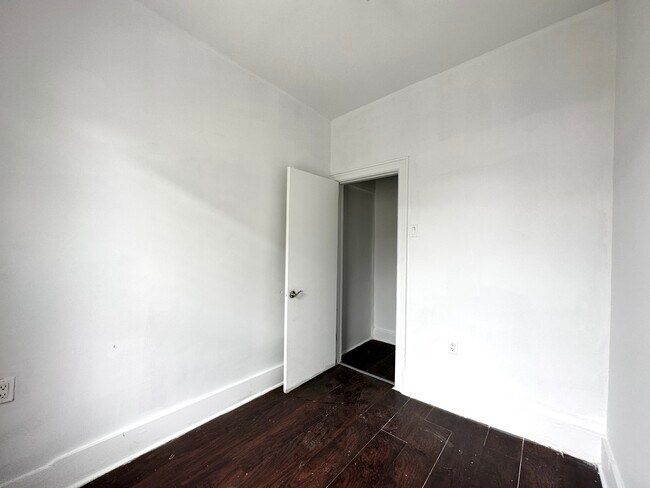 789 Elsmere Pl - 789 Elsmere Pl The Bronx NY 10460 | Apartment Finder