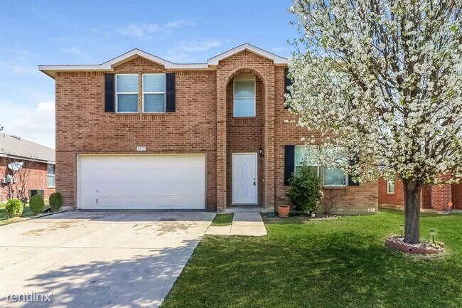 4 br, 2.5 bath House - 5212 Blue Quartz Rd - 5212 Blue Quartz Rd Fort ...