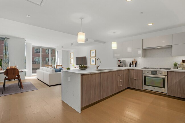 9 Ave at Port Imperial - 9 Ave at Port Imperial West New York NJ 07093 ...