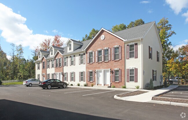 Maple Brooke - 1691 Maple Rd Buffalo NY 14221 | Apartment Finder