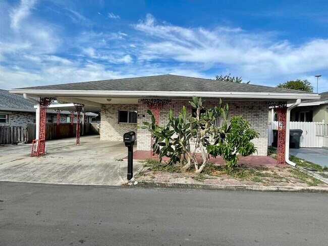 3357 Dexter Dell SE - 3357 Dexter Dell SE Winter Haven FL 33884 ...