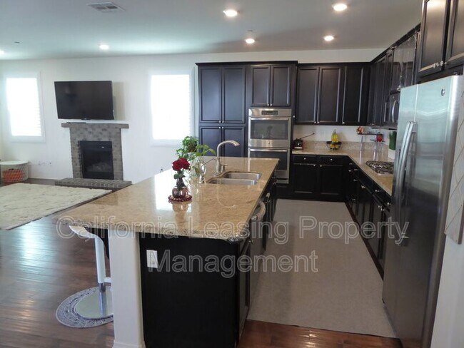 28375 Camino Del Arte Drive - 28375 Camino Del Arte Dr Santa Clarita CA ...