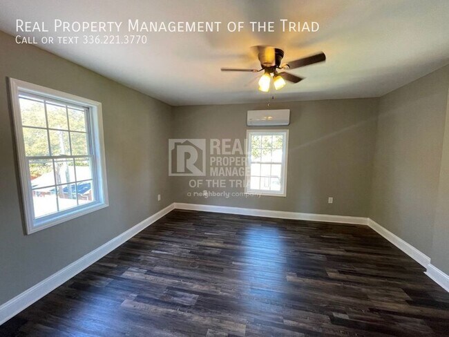 HALF OFF First Month's Rent! Amazing fully... - 528 N Scales St ...