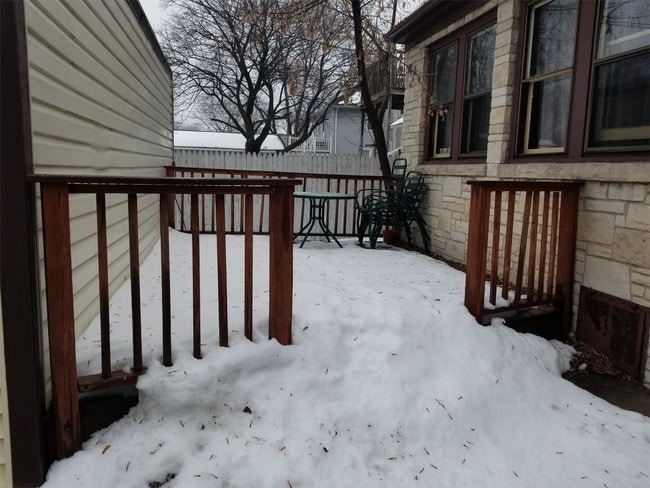 313 N Broadway - 313 N Broadway Green Bay WI 54303 | Apartment Finder