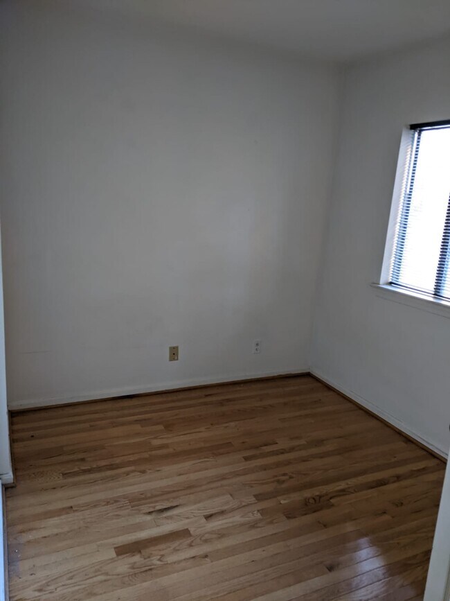 1087 Paper Mill Ct NW - 1087 Paper Mill Ct NW Washington DC 20007 ...