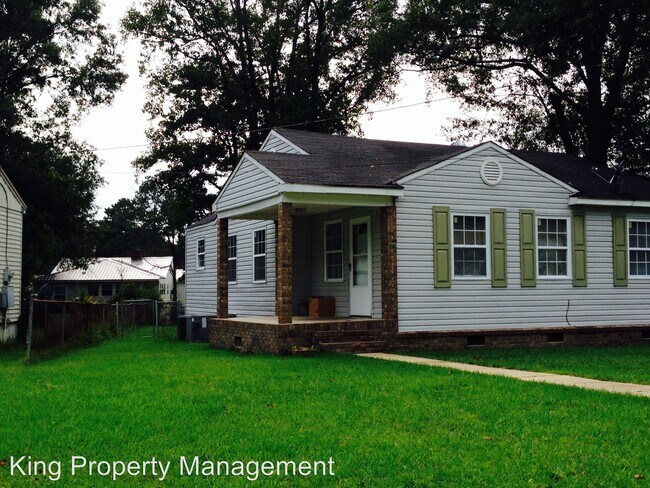 2 br, 1 bath House - 16 Pelham Heights - 16 Pelham Hts Anniston AL ...