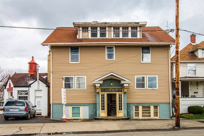 1444 Woodland Ave NW - 1444 Woodland Ave NW Canton OH 44703 | Apartment ...