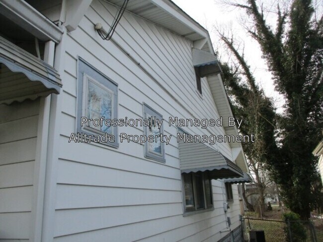 2236 Date St - 2236 Date St Louisville KY 40210 | Apartment Finder